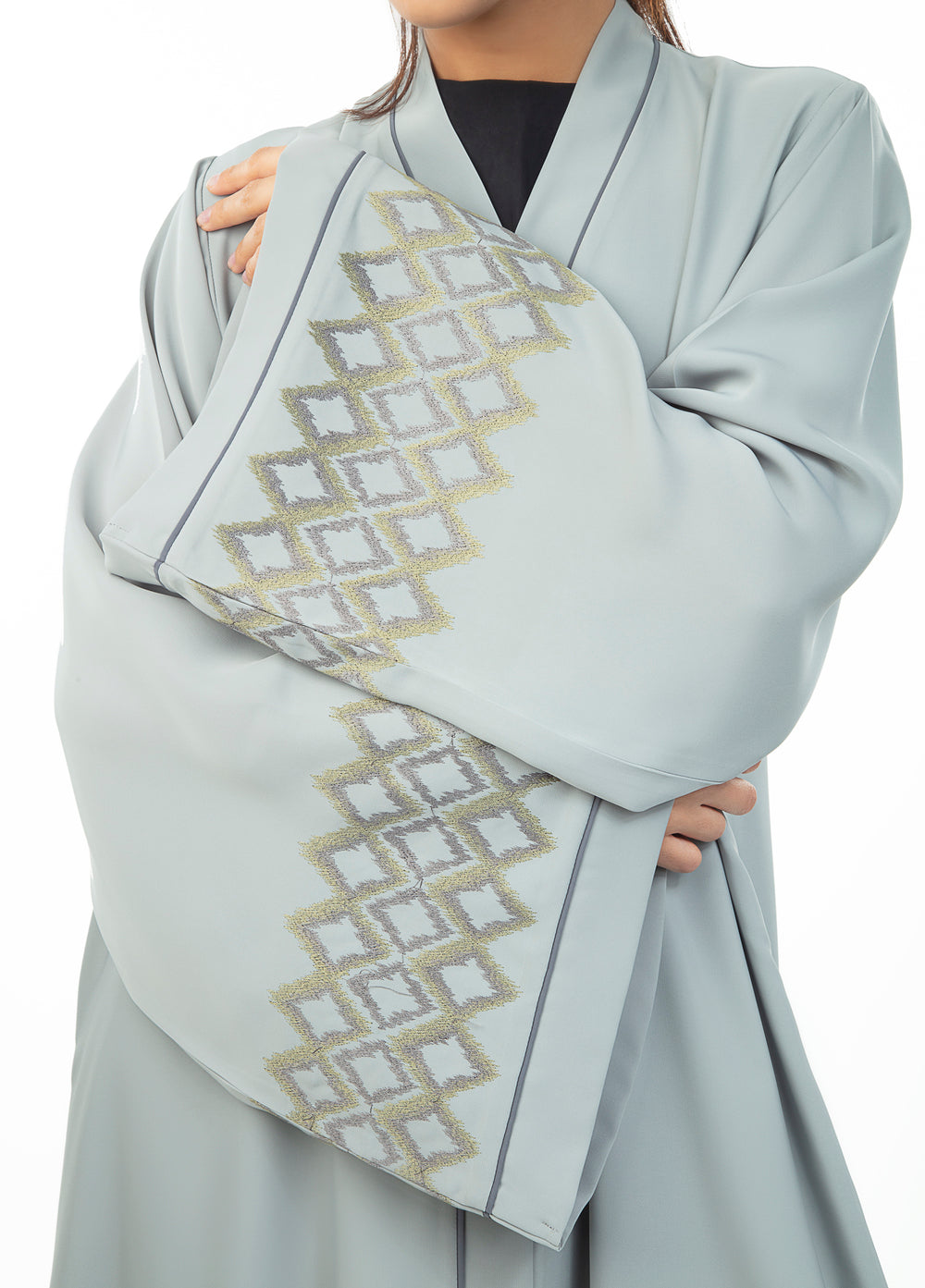 Hanayen Embroidered Abaya in Green Color